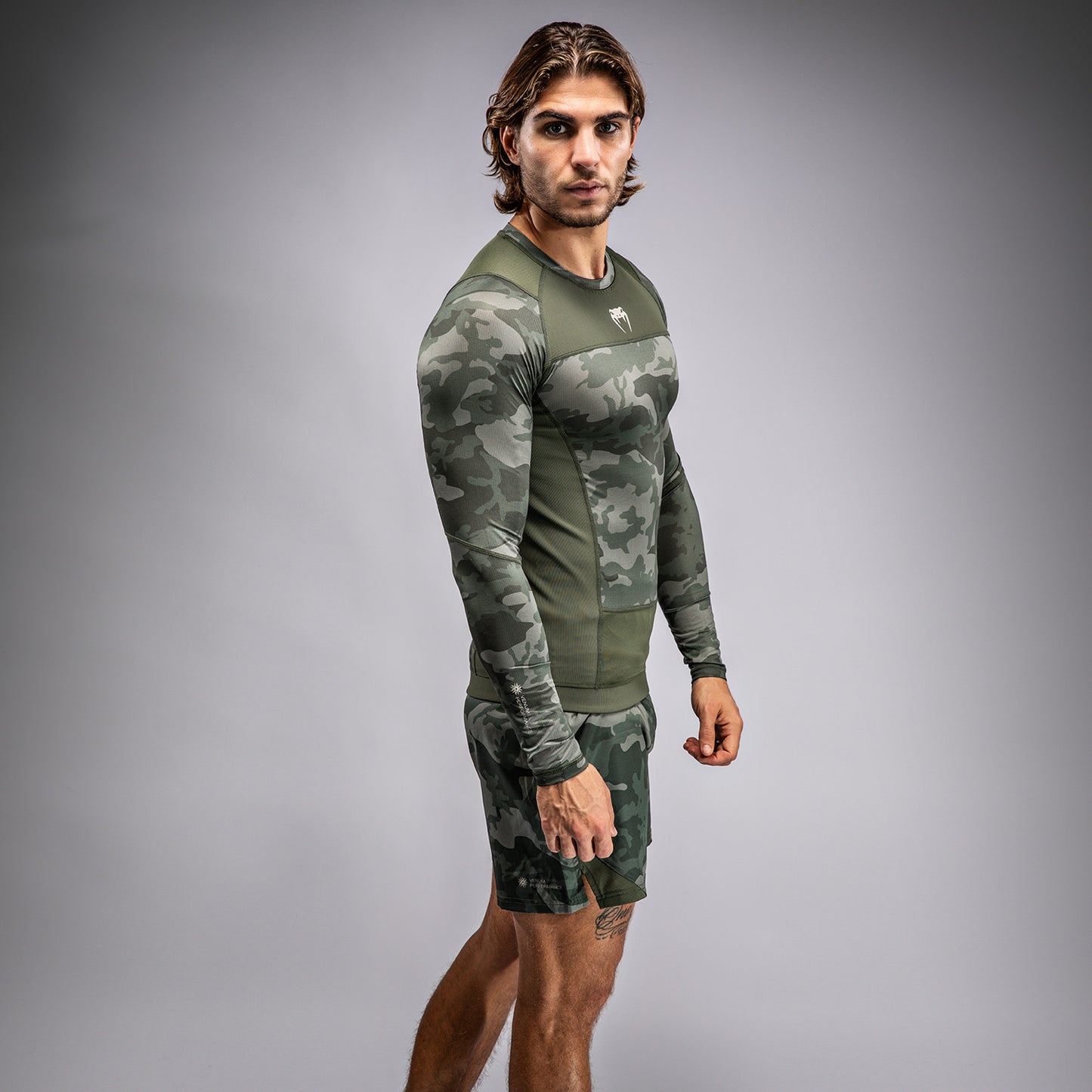 Venum G-Fit Air Lange Mouw Rashguard Heren - Legergroen - Venum Nederland